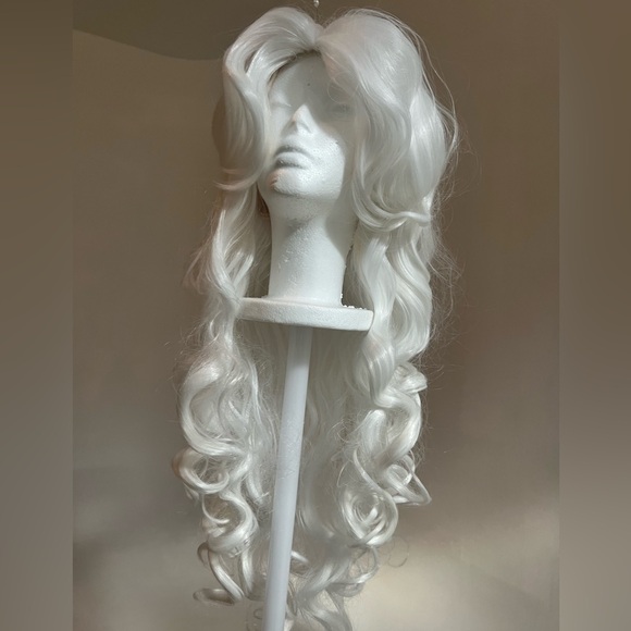 Hair | Disney Elsa Wig | Poshmark